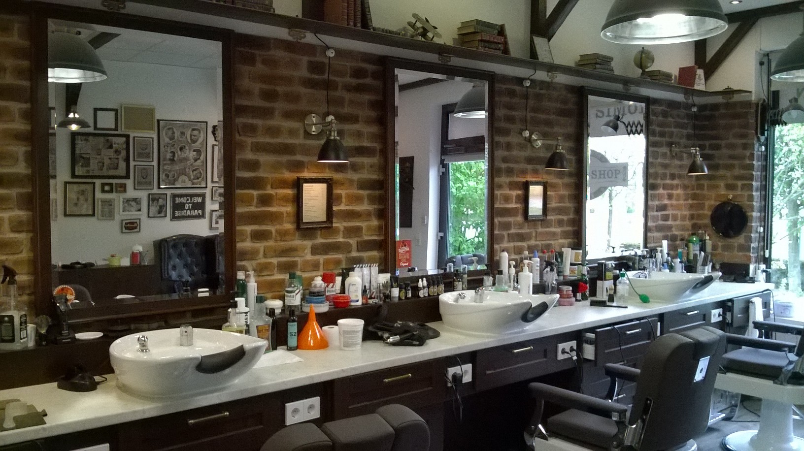Aaron & Simon´s Barber Shop - Barbershop finder